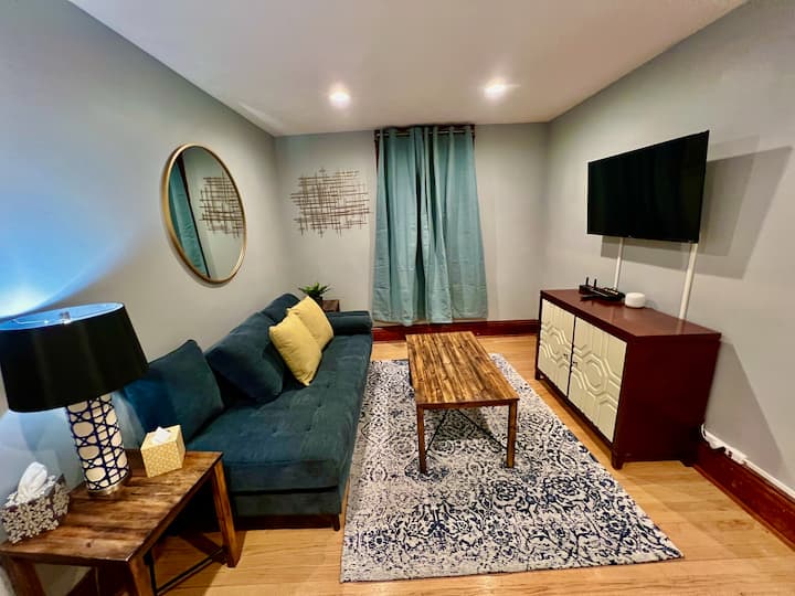 Urban Den King Bed Unit 2 By Zoo - Omaha