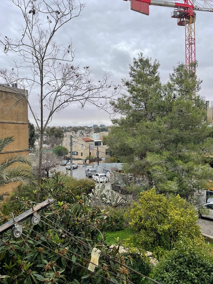 בן זכאי 31 בקטמון הישנה ירושלים - Jerusalem