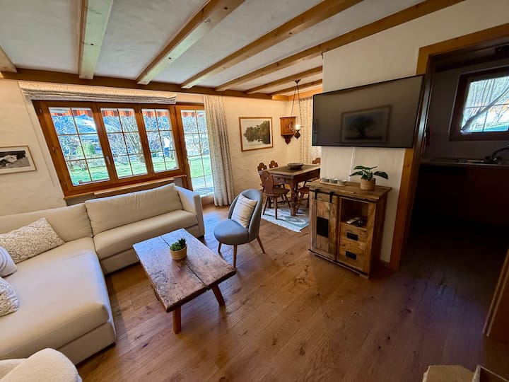Rougemont, Au Coeur Du Village, à 6 Km De Gstaad - Rougemont