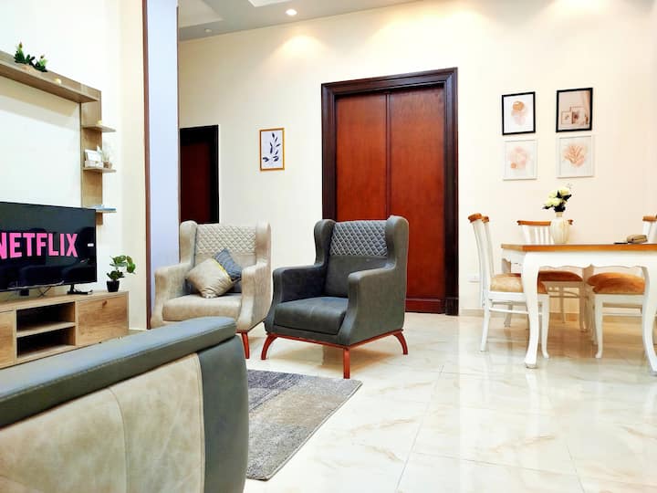 Royal Central Home In Cairo - Cairo