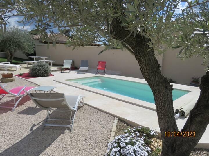 Nouveau ! Belle Maison Jardin Piscine Près Avignon - Avignon