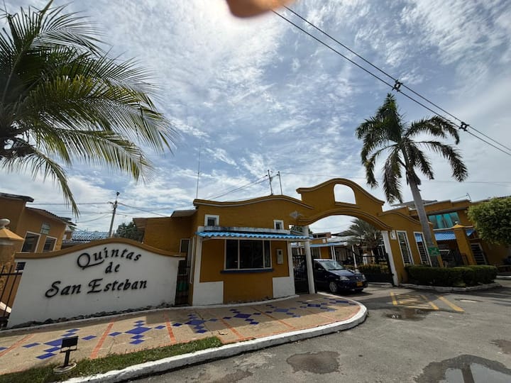 Casa De Descanso En Flandes – Seguridad Y Confort - Girardot