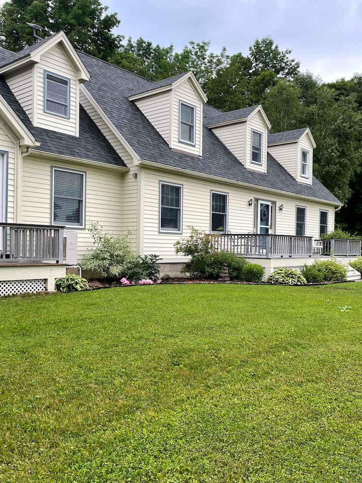 Dobbs Hill - Secluded Charm, Close To Everything - Cooperstown, NY