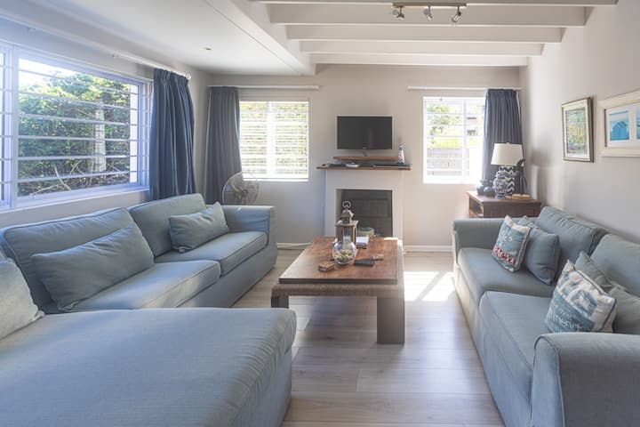 Compact, Comfortable & In Resort - Saint Francis Bay