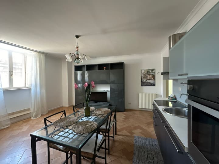 The Apt 23 Tivoli - Tivoli