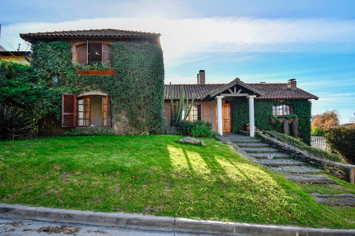Chalet Clara En El Cerro - Tandil