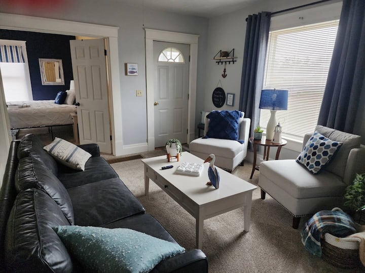 Lake Erie Retreat Near Jet Express! Sleeps 8, 4bdr - Port Clinton, OH