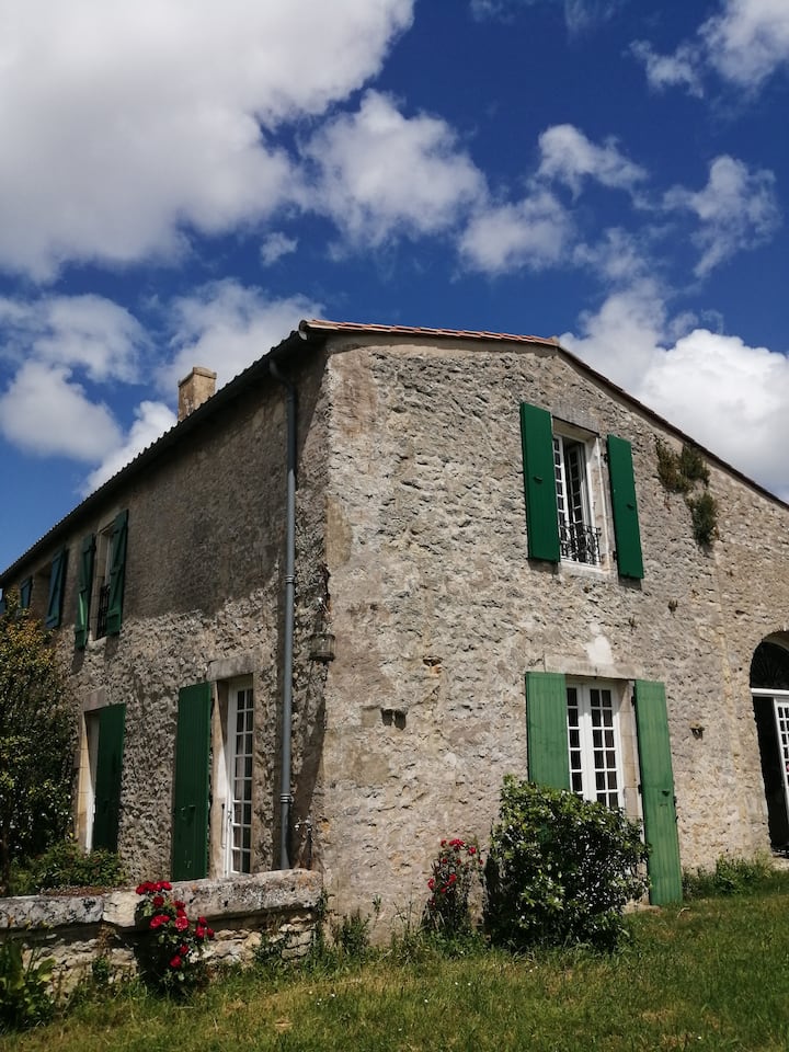 Maison De Caractère
10/12 Personnes - Ars-en-Ré