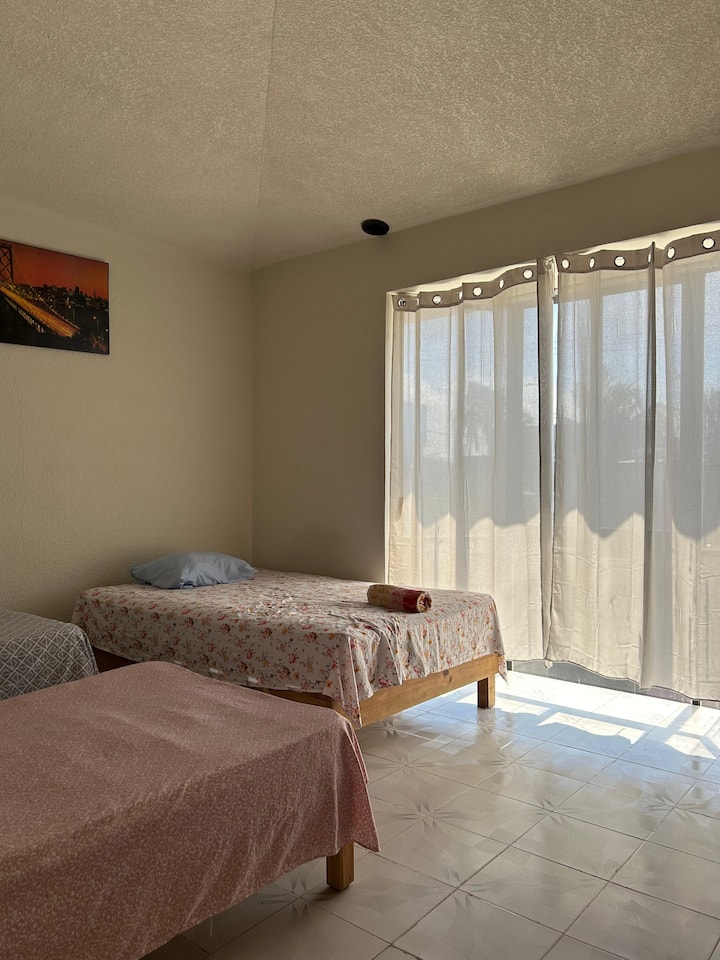 Casa Con 3 Recámaras Climatizada - Coatzacoalcos