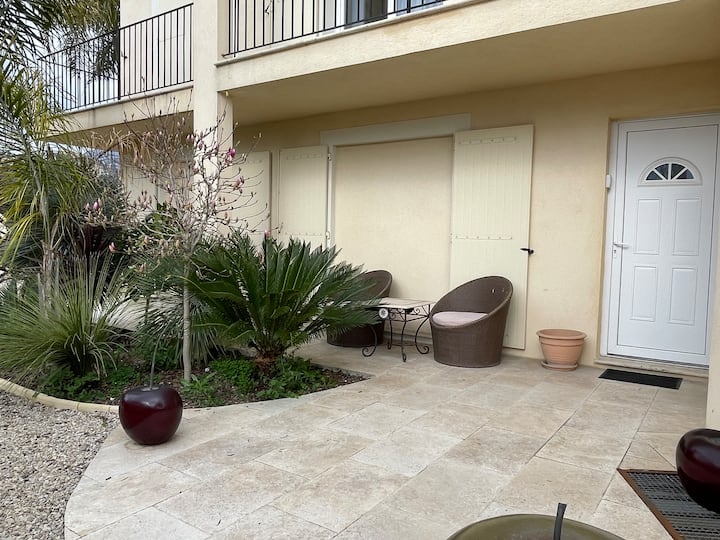 Charmant Appartement à Grasse Dans Villa Manée ! - Grasse