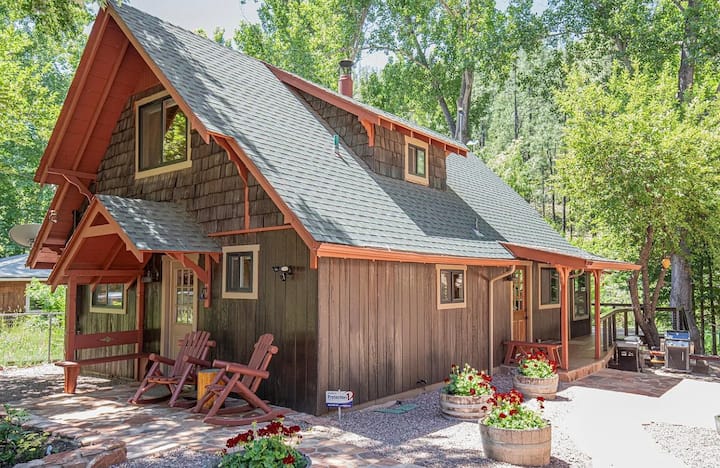 Amazing Riverfront Cabin Retreat - Christopher Creek, AZ