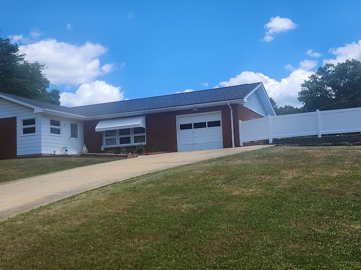 3 Br Ranch House In Punxsutawney - Punxsutawney, PA
