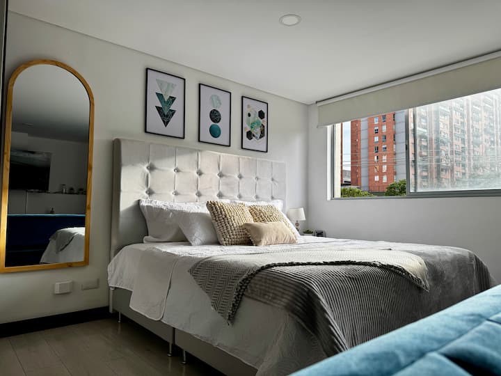 Modern Loft In El Poblado. King Bed And Pool - Medellín