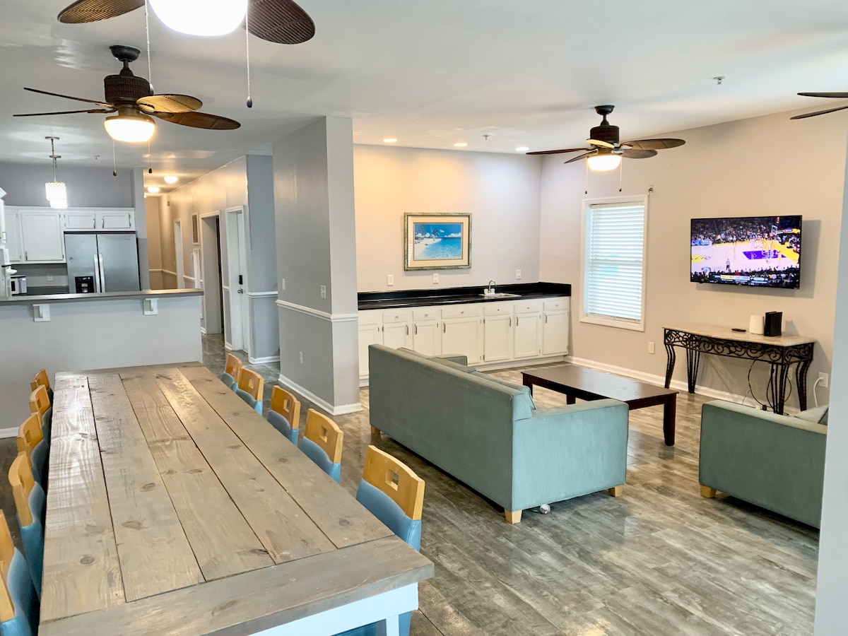 Ocean-Beach 3 Story Villa 7 Bdr - Houses for Rent in North Myrtle Beach ...