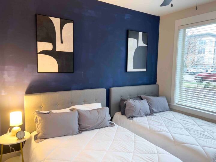 Upscale  2  Bed Suite—in Waverly Charlotte! - Wesley Chapel, NC