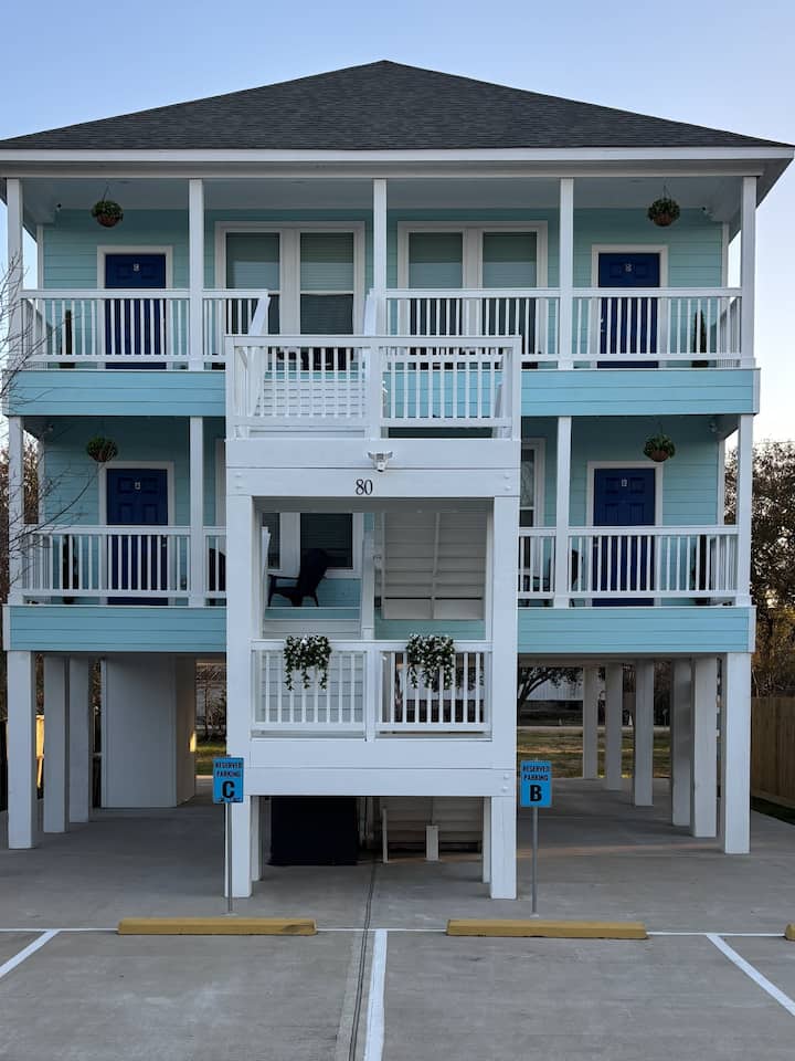 Kemah Happy Place!  (Unit A) - Kemah, TX