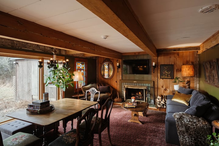 Secluded & Artful 1840 Farmhouse Retreat, 53 Acres - Catskill, NY