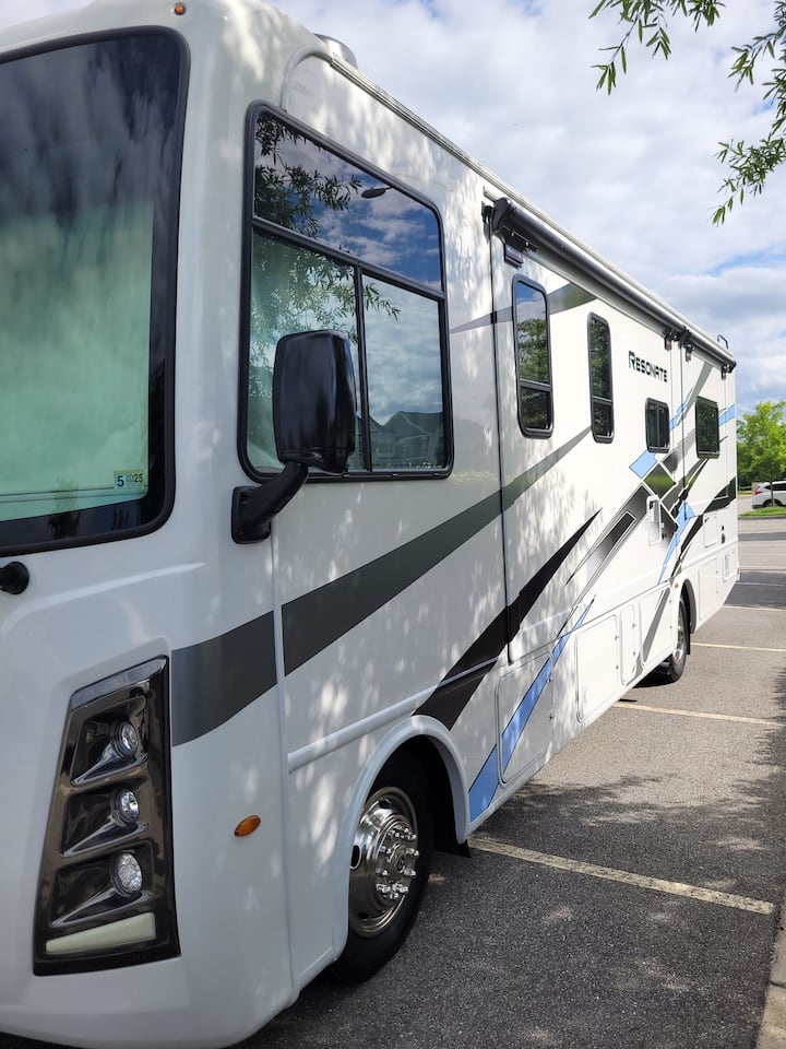 Newclassy, Clean, Comfortable Rv - Suffolk, VA