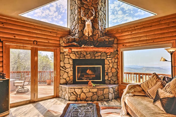 Stunning Cabin With Great Views! - Sonora, CA