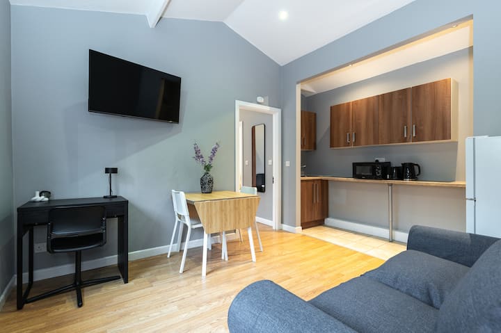 Stylish 1-bedroom Flat In Phibsborough - 
