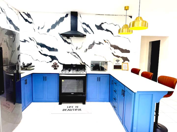 Modern 2br With Gated Parking 30 Mins From Airport - Trinidad and Tobago