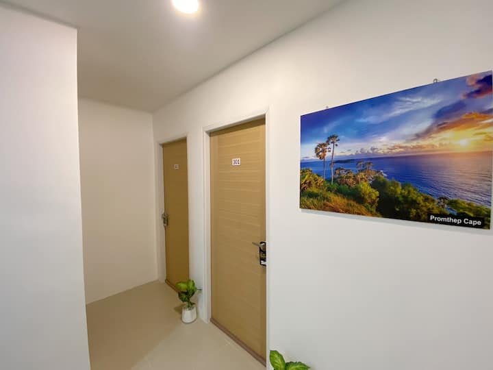 Sj Beach House Patong King Size Bed - Patong Beach