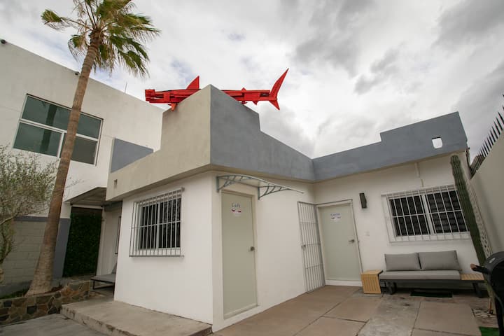 Casita Tiburón · Contemporánea Con Toque Playero - La Paz