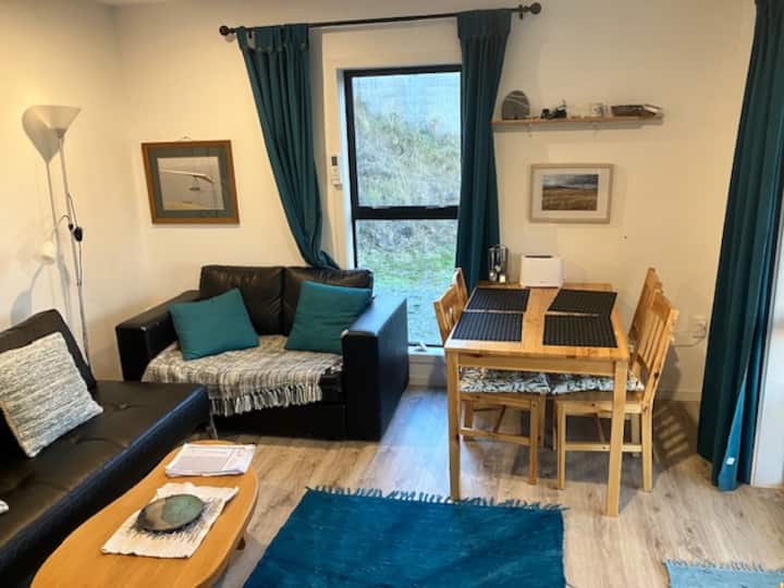 Cottage With Mountain Views. - Omarama