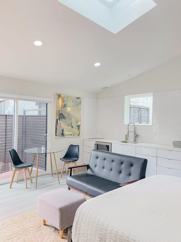 New Private Guest Suite In The Heart Of Weho - Beverly Hills, CA