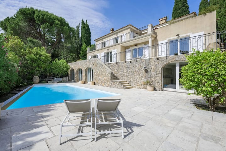 Mougins 300m2 Avec Piscine - Mougins
