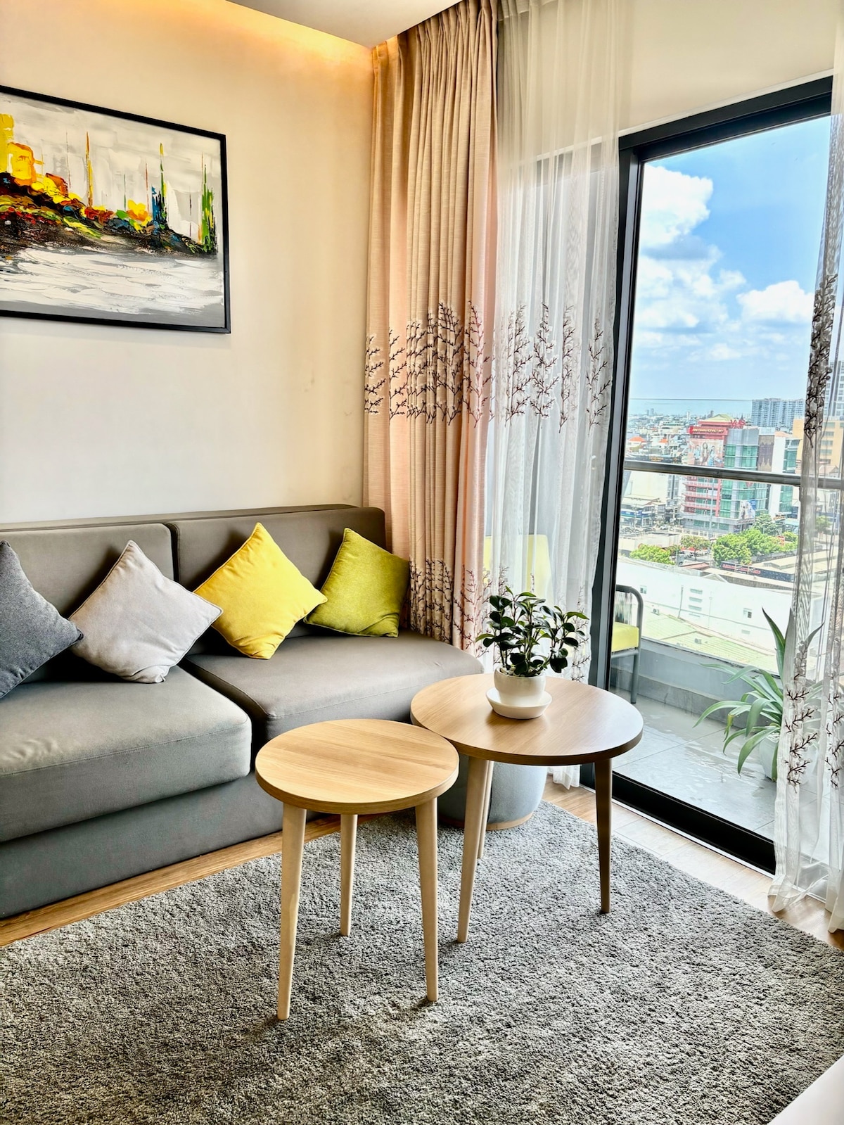 CHDV near the airport and TT zones - Flats for Rent in Tân Bình, Hồ Chí ...