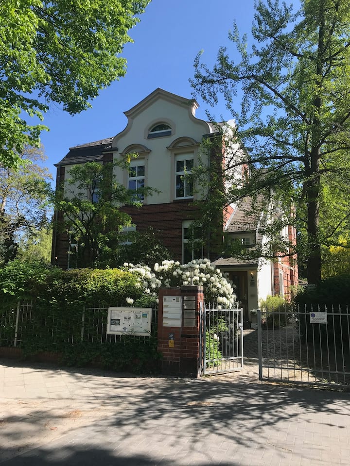 160 Qm Wohnung In Schöner Villa - Teltow