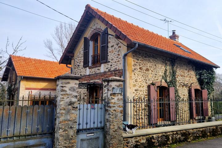 Charmante Maison Avec Parc Proche Paris Et Nature! - Dammarie-les-Lys
