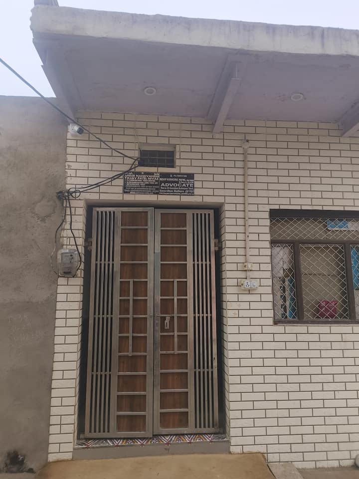 Affordable Guest House - Govardhan