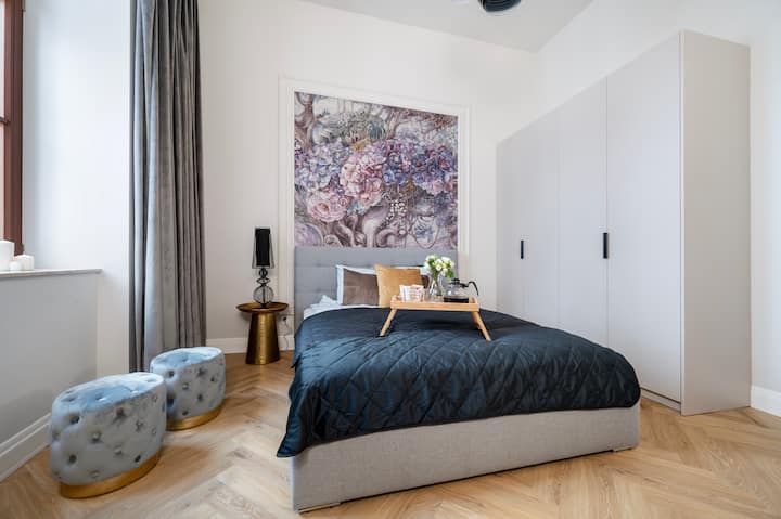 Downtown Apt - 42m2, Top Location - By Rentujemy - Łódź