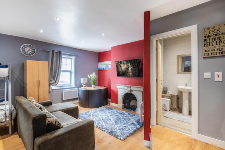 Northgate En-suite Studio - Darlington