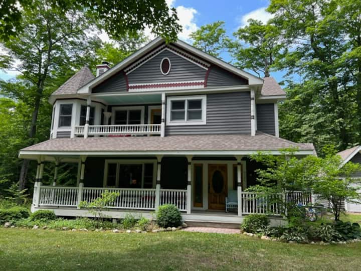 Woodbluff Cottage - Mackinac Island, MI
