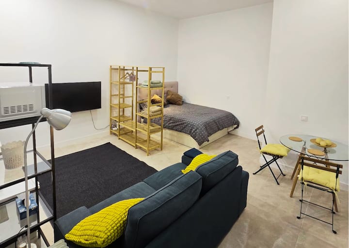 Estudio En El Centro De Madrid - Madrid