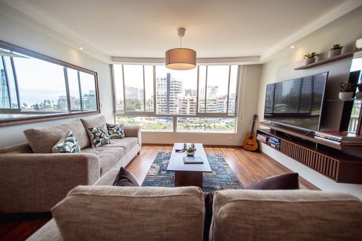 Departamento Con Bella Vista Al Mar, Miraflores. - Peru