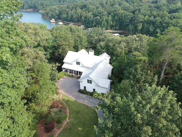 Lake Lanier Dawsonville Lodge - Dawsonville, GA