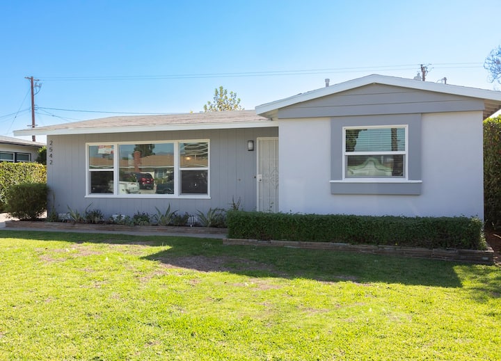 Spacious Home, West Covina - Covina, CA