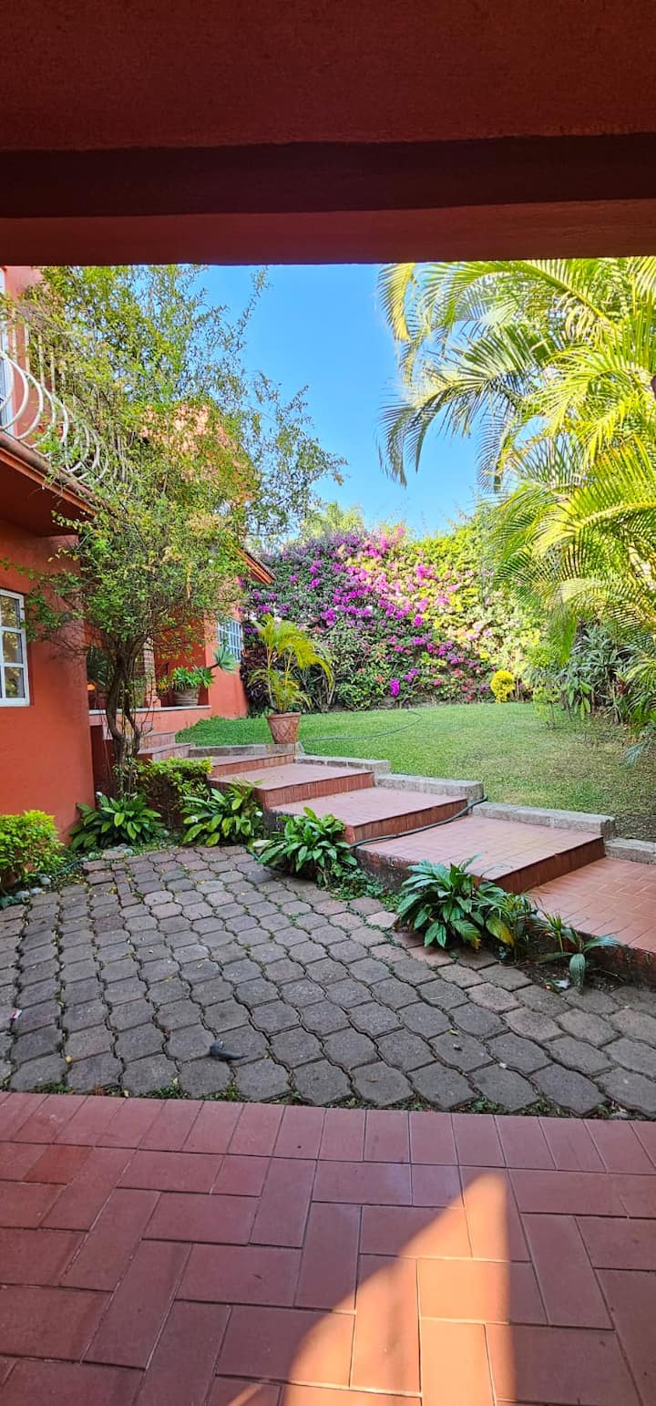 Casa En Cuerna Con Alberca - Cuernavaca