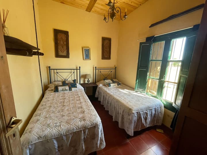 Casa Rural En Antigua Estancia - Rojas