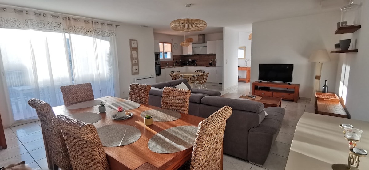 Villa des Sables - Houses for Rent in Alénya, Occitanie, France - Airbnb