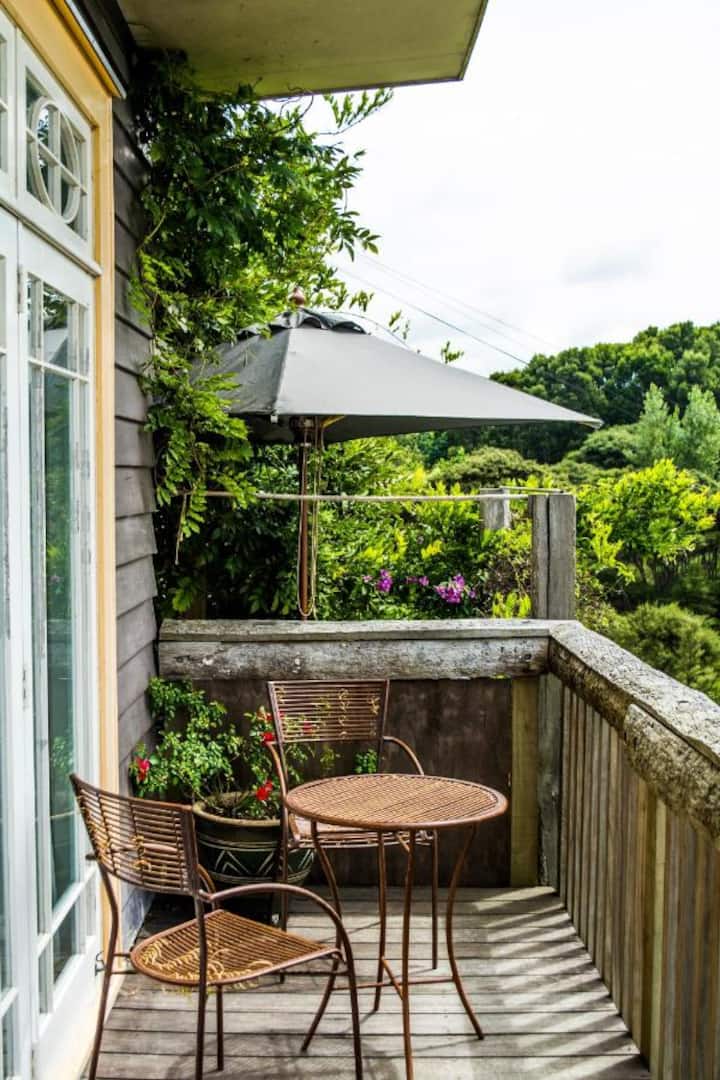 Rosebud Cottage - Romantic Getaway - Huapai
