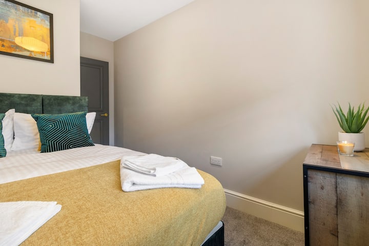 Whiskawaystays - Field House - Apartment 2 - Worcester