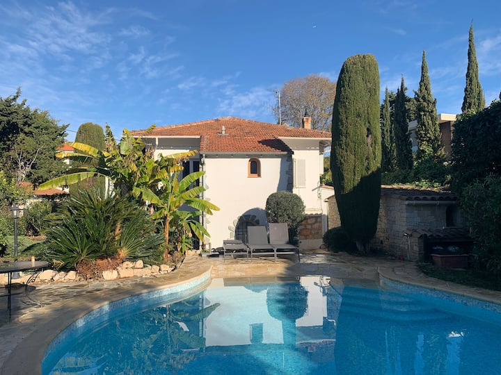 Villa Sur Le Cap D'antibes - Antibes