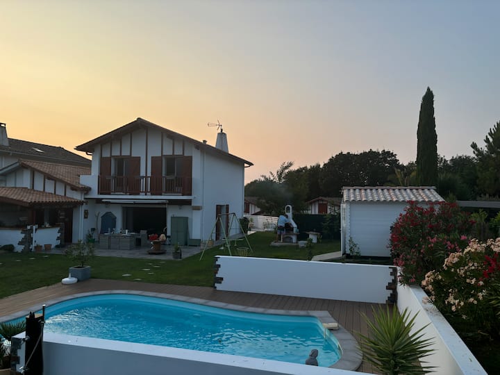 Jolie Maison Familiale & Piscine - Saint-Jean-de-Luz