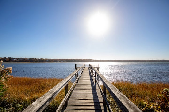 Topsail - Waterfront Cottage - Nauset Beach, MA