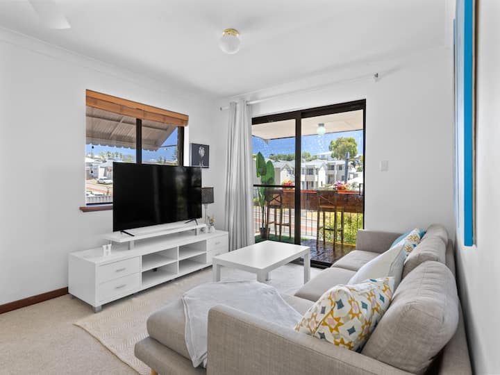 Ocean Oasis - Short Walk To Scarborough Beach - Perth